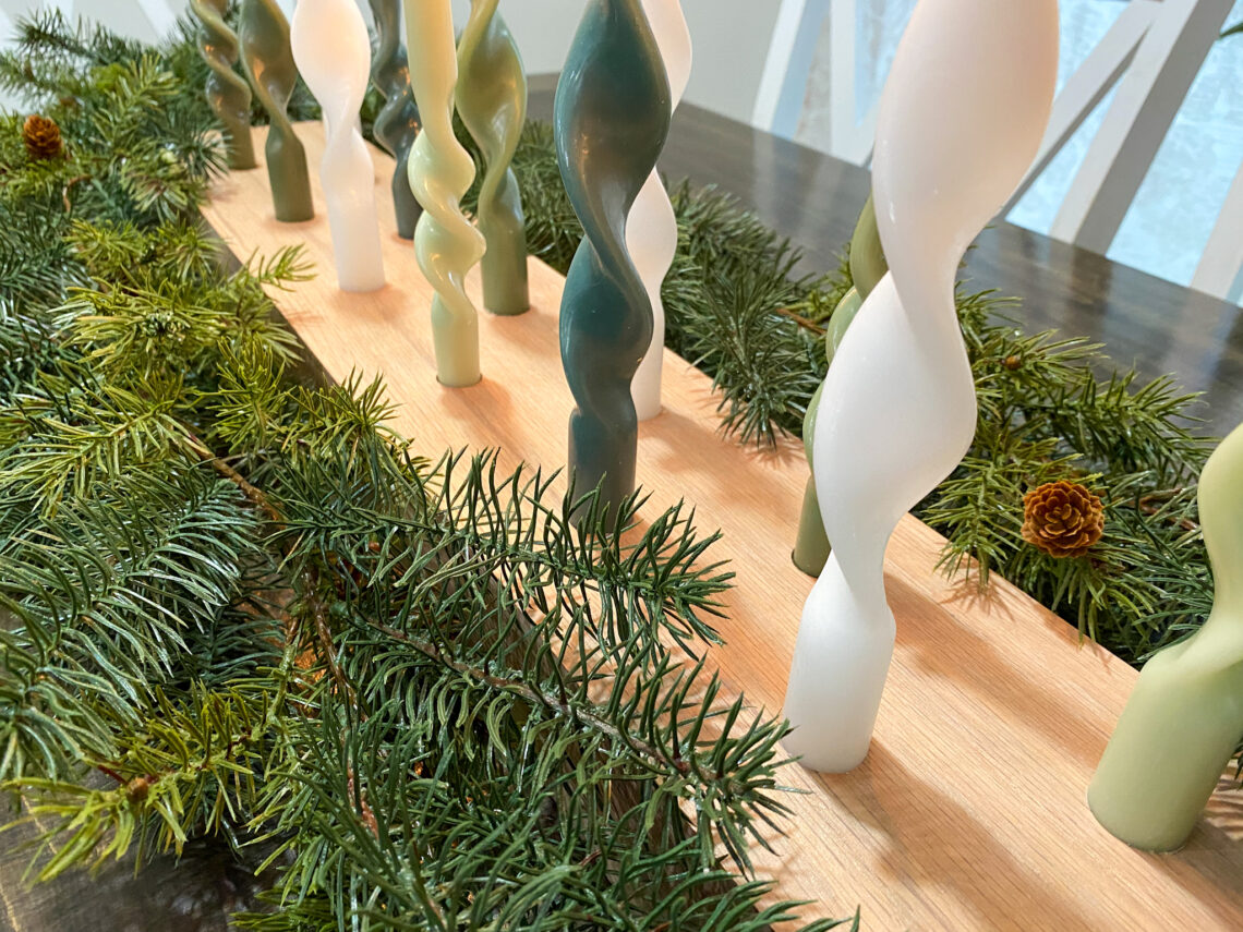 How to Make a Gorgeous Candle Centerpiece for Christmas: A Great Gift ...